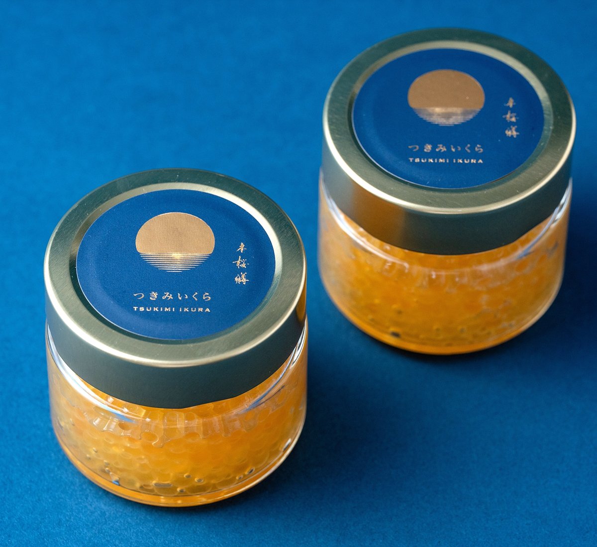 金色のいくら／つきみいくら醤油漬け 100g 2瓶セット | FISH FARM SAKURA (フィッシュファームサクラ) のギフト・プレゼント | 選び直せるソーシャルギフト ...